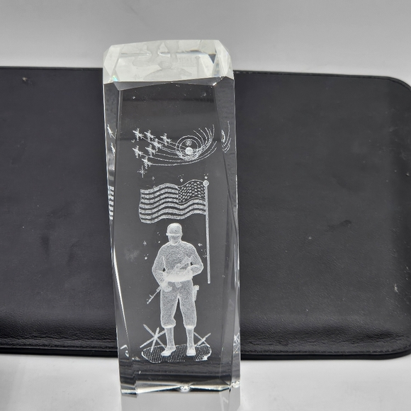 Military | Art | 3d Soldier And Flag Laser Etched Crystal Paperweight ...